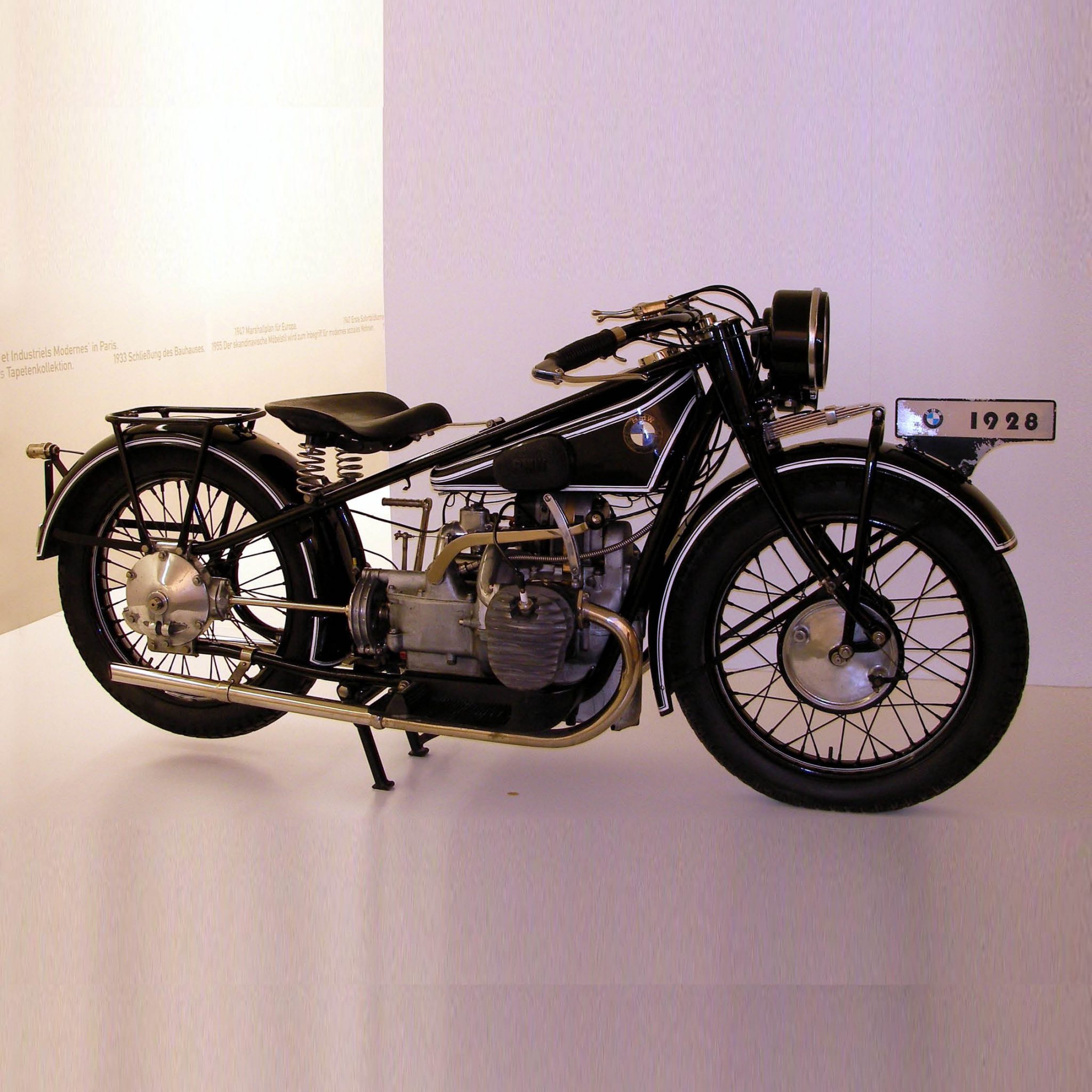 BMW MOTORRAD - ב.מ.וו אופנועים ישראל